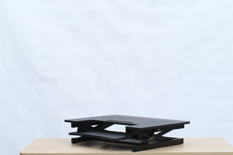 HIGHLIFT (Pneumatic) HEIGHT ADJUSTABLE DESK - S t a n d e s k